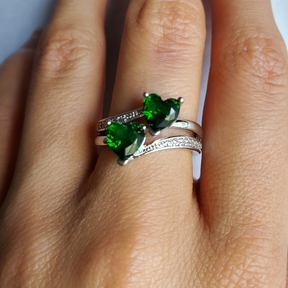 Jewelry | New Romantic Green Double Heart Ring | Poshmark